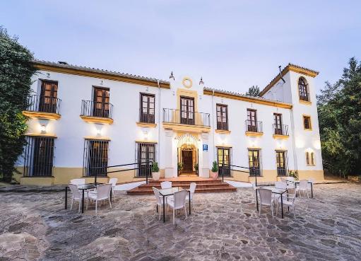 Hotel "Humaina" - Hotelston.com