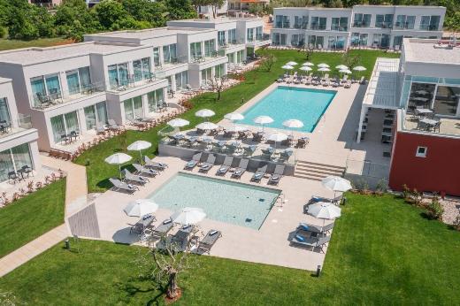 Hotel "Maj Luxury Residence" - Hotelston.com